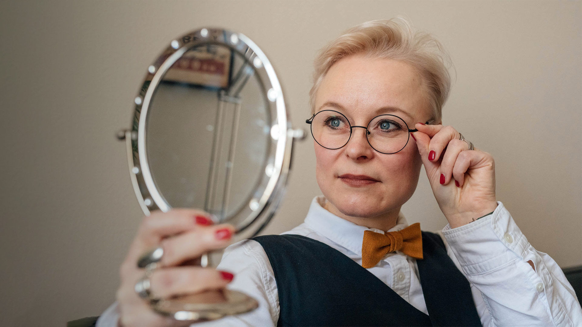 Värikalvon tulehdus | Silmäasema